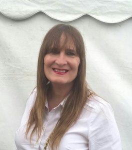 Sindy Jeffrey (Independent) – 107.7 Pulse FM Radio